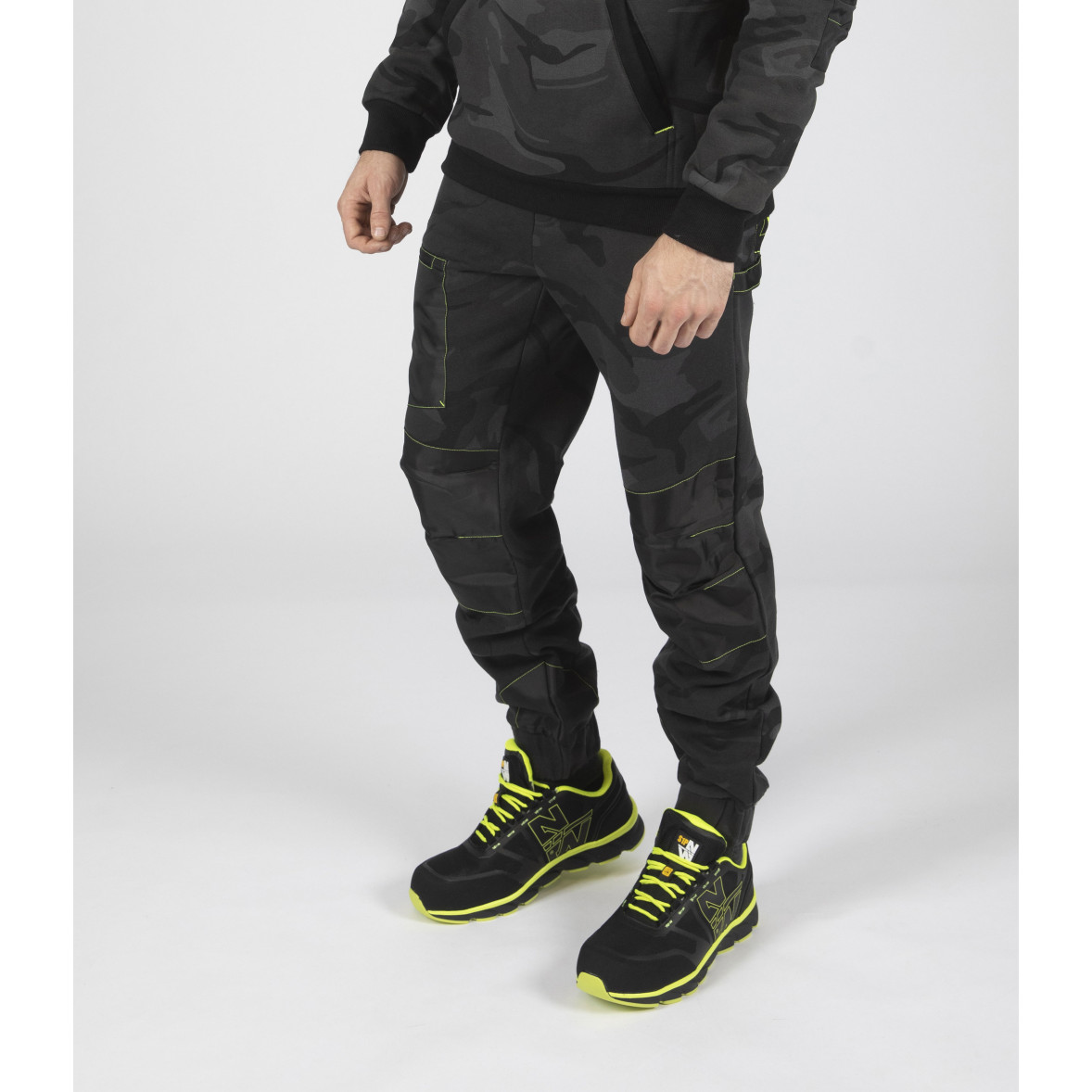 Amy work pants in gray camo - Nine Worths by North Ways
