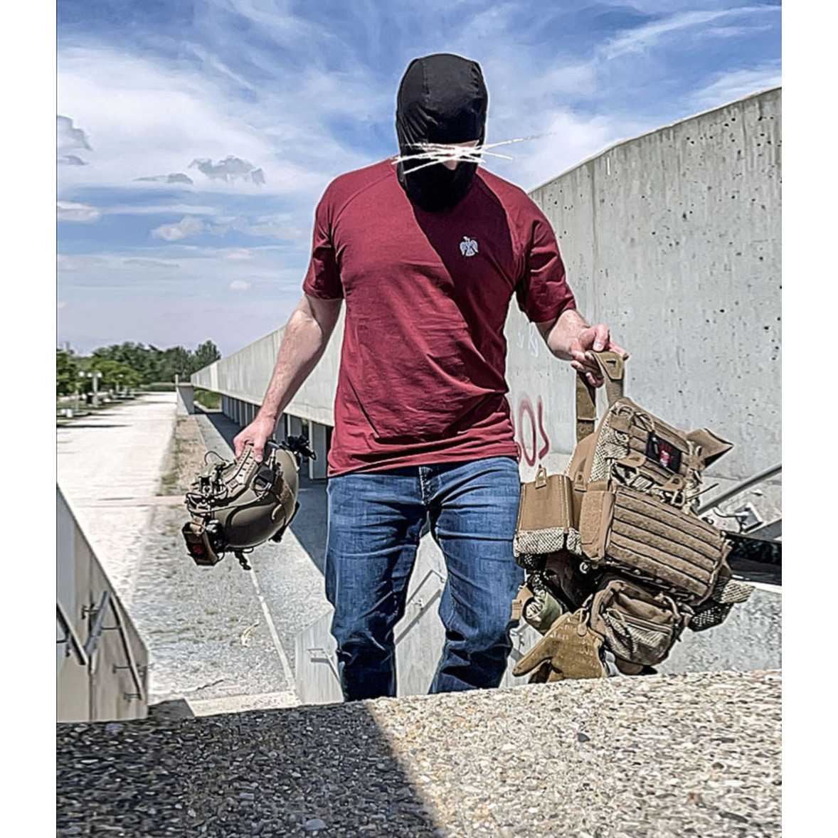 Midgard The Raven Red T-shirt - Ragnar Raids